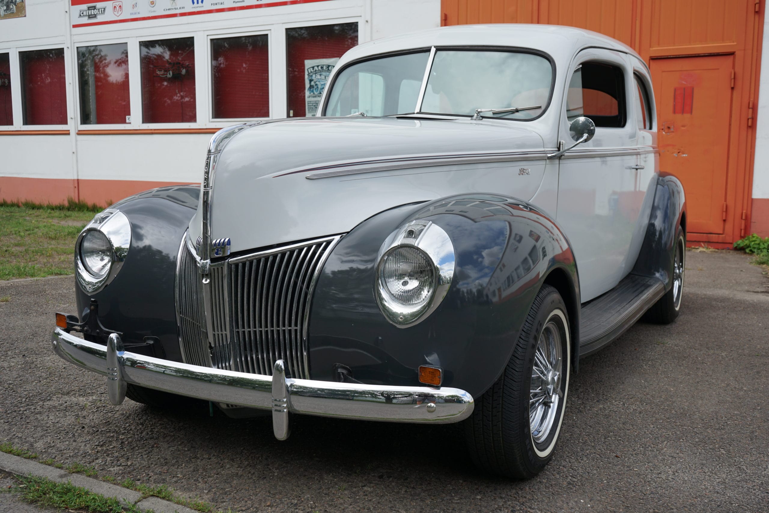 Ford Tudor Sedan Custom