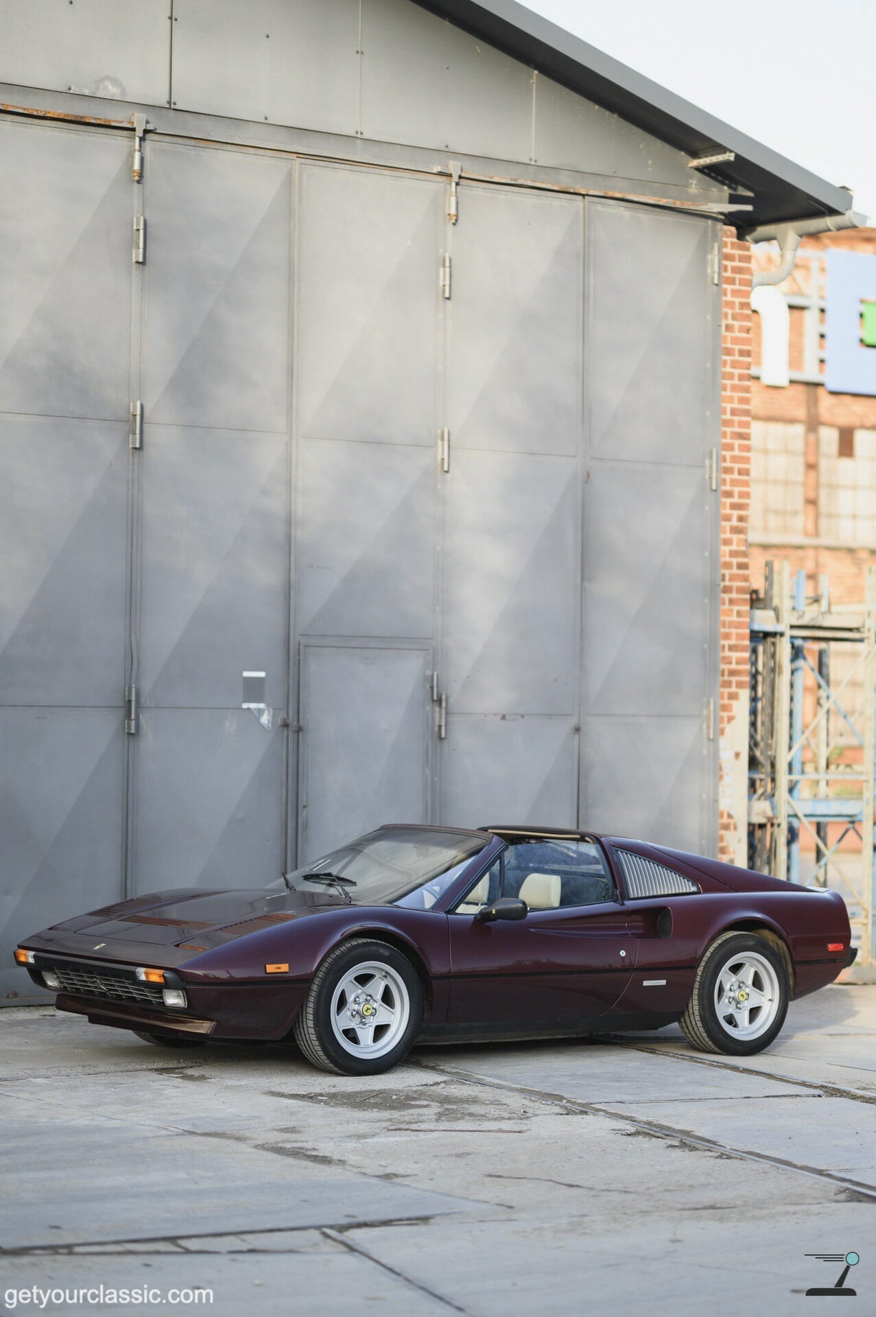 Ferrari 308 GTS QV - Let the sun shine
